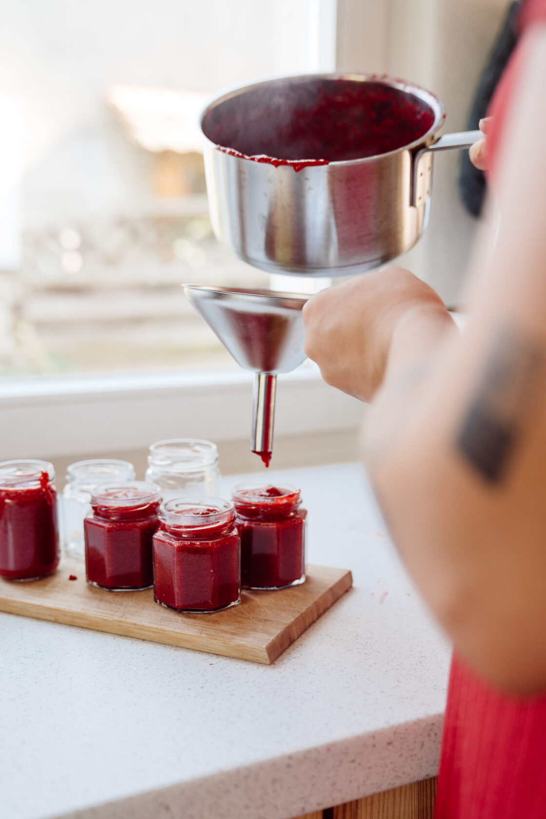 Kornelkirsche erkennen & verwenden – Tipps zur Ernte, Verarbeitung ...
